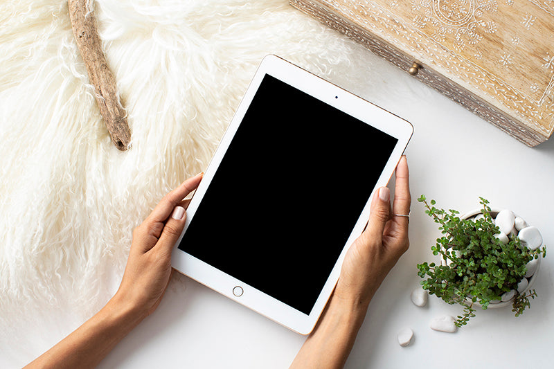 Rustic Mockup Image | Ipad 3 – Birdesign